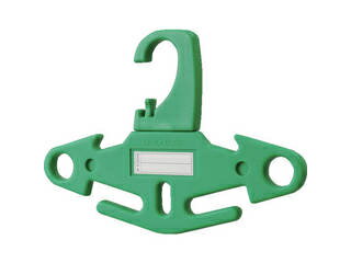 【特長】 フルハーネス着用時の形状を保持して保管することができるため、絡まらずにスムーズな装着が可能 ロッカーに収納できるコンパクトタイプ 【仕様】 色:グリーン 幅(mm):280 長さ(mm):400 厚さ(mm):20 タイプ:ロッカ...