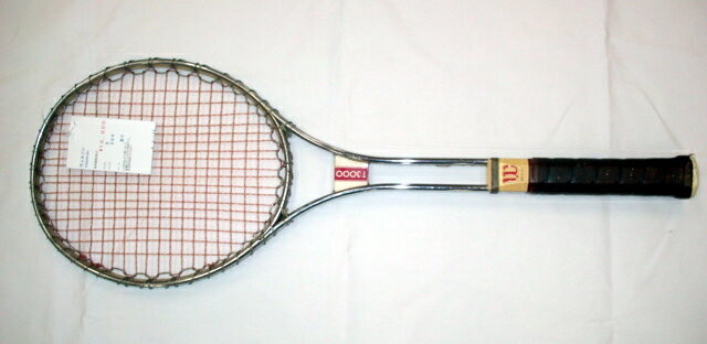 【商品名】 T3000（白）【メーカー】 ウィルソン【グリップサイズ】 5【重量（実測値）】 366g【程度】 B:少し傷あり【付属品】 ケース【商品No.】 D-158※重量・フレックスに関しましては実測値となります。「T3000」が入荷...