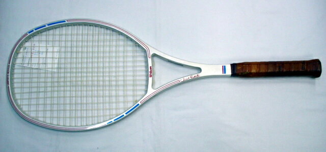 【商品名】 クリスエバート　グラファイト【メーカー】 ウィルソン【グリップサイズ】 SL2【重量（実測値）】 348g【フレックス（実測値）】 50【程度】 B:少し傷あり【商品No.】 D-2980※重量・フレックスに関しましては実測値と...