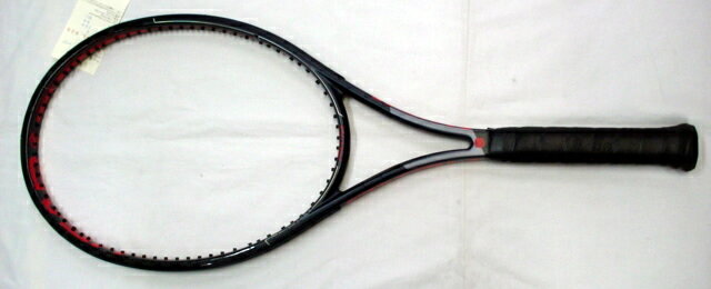 【商品名】 グラフィンタッチプレステージツアー【メーカー】 ヘッド【フェイスサイズ】 99平方インチ【フレーム長】 27インチ【推奨テンション】 48〜57lbs【定価】 35,000円【グリップサイズ】 2【重量（実測値）】 304g【フ...