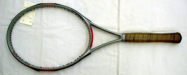 【商品名】 アポロ【メーカー】 その他メーカー【グリップサイズ】 3【重量（実測値）】 323g【フレックス（実測値）】 58【程度】 B:少し傷あり【付属品】 ケース【商品No.】 D-4579※重量・フレックスに関しましては実測値となり...