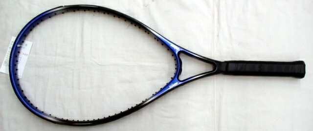 【商品名】 グラファイトエクステンダー【メーカー】 プリンス【グリップサイズ】 3【重量（実測値）】 264g【フレックス（実測値）】 73【程度】 B:少し傷あり【商品No.】 C-11539※重量・フレックスに関しましては実測値となりま...