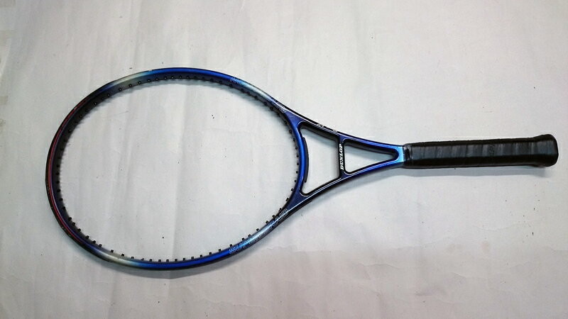 【商品名】 レボリューション　スーパーブレードXL【メーカー】 ダンロップ【グリップサイズ】 2【重量（実測値）】 281g【フレックス（実測値）】 68【程度】 C:傷あり【商品No.】 A-26156※重量・フレックスに関しましては実測...