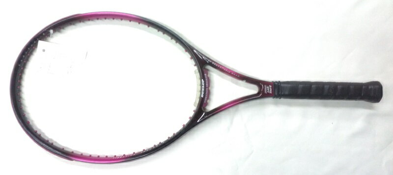 当時の女性向けラケット。 スロート部に振動吸収もあり、当時としては扱いやすいモデルになっていました。【商品名】 プロ30レディツアー【メーカー】 ダンロップ【フェイスサイズ】 110平方インチ【フレーム長】 27インチ【推奨テンション】 4...