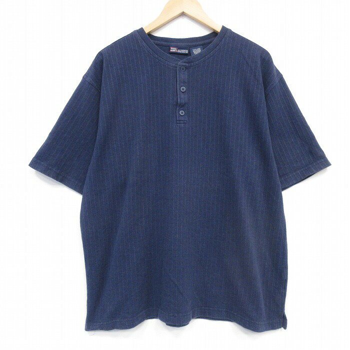 【表記サイズ】　XL 【実寸サイズ】　着丈（肩から裾）71cm　着幅（脇から脇）66cm　肩幅54cm 【素材】　コットン60%、ポリエステル40% 【程度】　A 【コンディション】　全体良好 【仕入先】　アメリカ 【メール便】　可 ***...