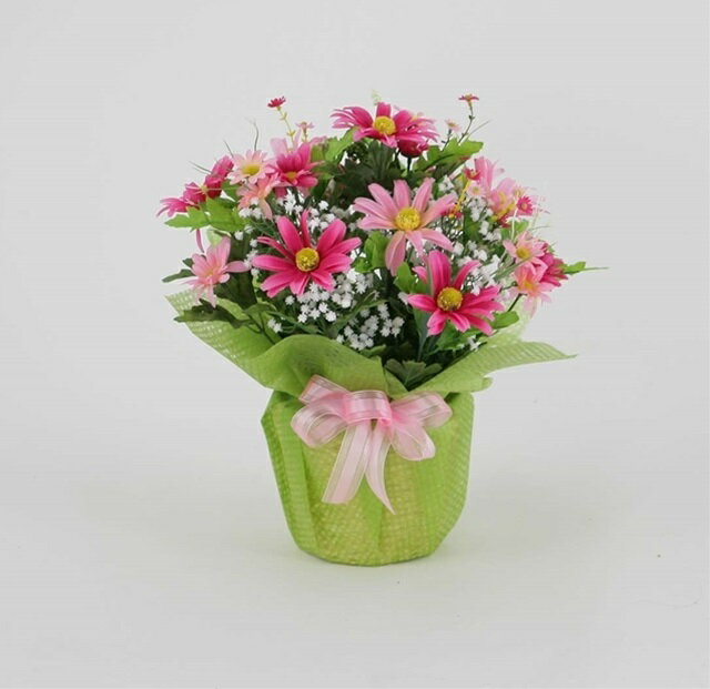商品型番：MRS10-02301 商品名：ガーベララッピングアレンジP ピンク 商品内容：35cmW 40cmH 店舗装飾:春の装飾品:春の装飾 用途：造花 フェイクグリーン 人工植物 デコレーション 店舗装飾 飾り 飾りつけ 飾り付け 装...
