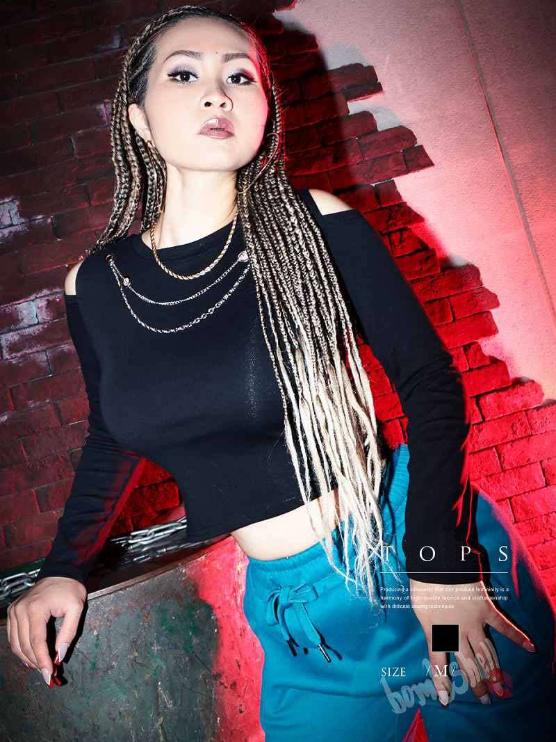 【メール便対応】半袖カットソー カットソー Tシャツ オフショル 肩出し ハトメ お腹出し ショート丈 長袖 韓国 ストリートファッション Bbomb あす楽◆Information◆☆肩のカットアウト入のショート丈トプスはエッジの効いたお...