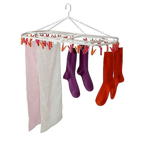 JANコード：4560108662808 お届け状況：約3〜7営業日（品切の際は取寄せ） 返品、不良交換について 捻れに強いリブ付きアルミフレームだから壊れにくい。 二重フレームで下着などの見せたくない洗濯物は内側に隠し干しができる CBジ...