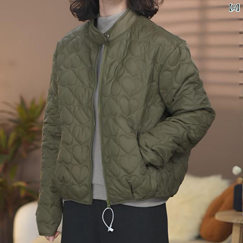 ブランド: Oukewei通勤：韓国式服装スタイル: ゆったりとしたフィット感値段：228元袖タイプ: レギュラーフード付き: フードなし素材構成: その他 100商品番号: 880810発売年とシーズン：2025年冬袖丈：長袖襟：フード付...