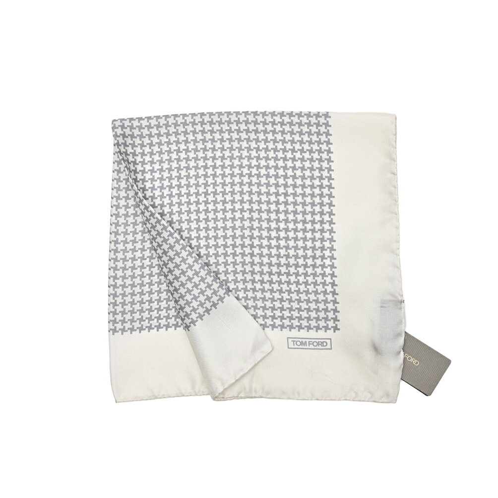 DETAIL商品データTOM FORD / トムフォードグッチをその類稀なる才覚で復活させ、モードの頂点へと導いたトム・フォード。2005年、彼は満を持して自身の名を冠したブランド「トム・フォード」を設立しました。トム・フォードは、クラシカ...