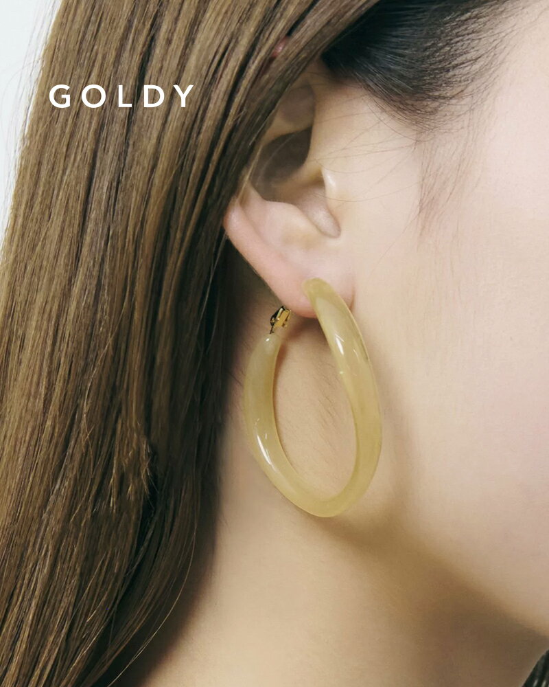 商品詳細 アイテム説明 しなやかなラインの大ぶりなフープイピアスは、マーブル模様や透け感のあるカラーリングが魅力的なデザイン。目を引く存在感の割に軽く、身に着けるだけで洗練されたスタイルに。 〇同じシリーズ：イヤリングタイプ2241210も...