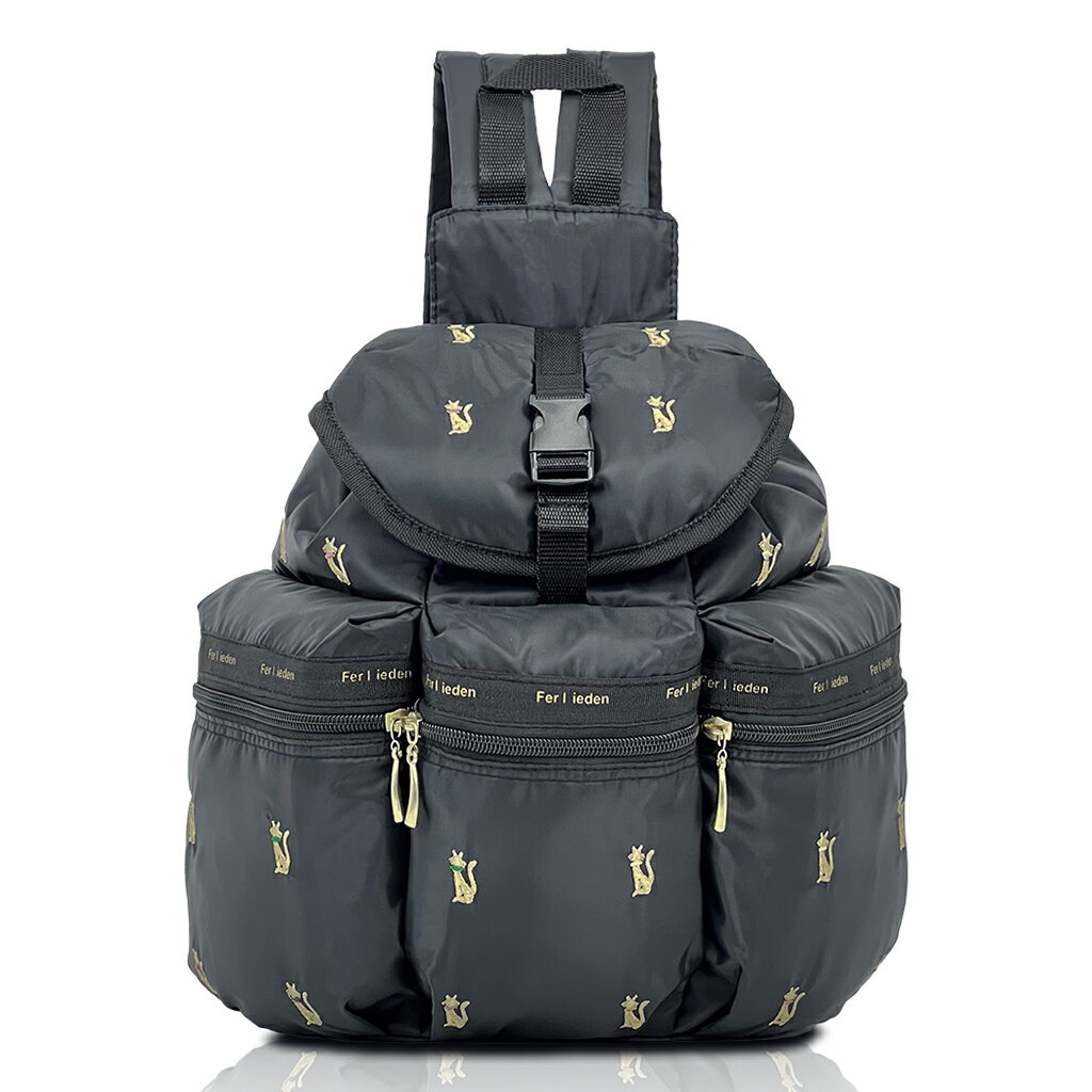 猫の刺しゅうが可愛い、超軽量リュック！ スッキリとした黒地に映える、女性らしいデザインです。色違いの首輪をつけた猫ちゃん達がバッグ全体に刺繍されています。 フロントには縦長の立体ポケットが3個あり、リュックの中で迷子になりがちな小物の定位置...