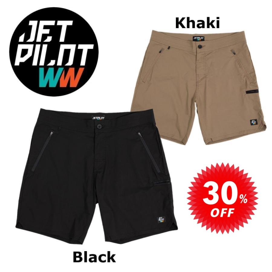 ・シンプルなデザインのボードショーツです。 ・裾にJETPILOTロゴ。 ・ジップ、フラップ付きのポケットが複数あるため小物を入れるのに重宝します。 ★ ネコポス便/ゆうパケット便 対応商品 ★ 　ネコポス便 または ゆうパケット便で送料無...