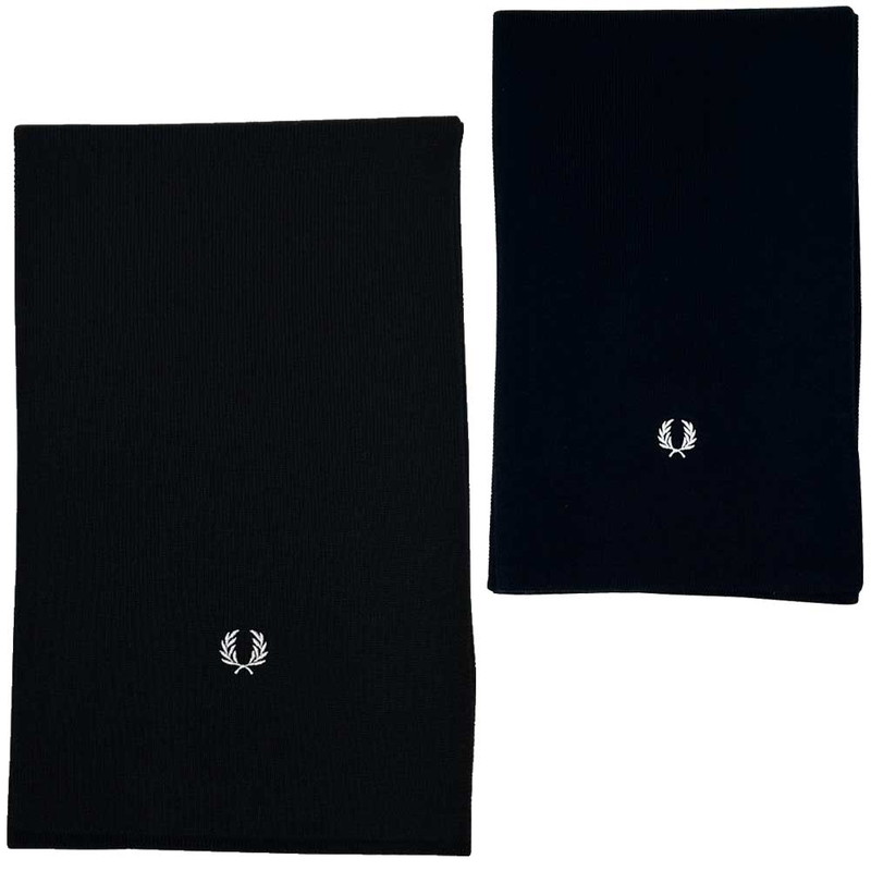 FRED PERRY 他のアイテムを見る→全アイテム一覧 商品説明 フレッドペリー マフラー メンズ レディース メリノウールをブレンドした、フレッドペリーのマフラー。ブランドを代表するアイコン、ローレルリースの刺繍でデザインされています。...