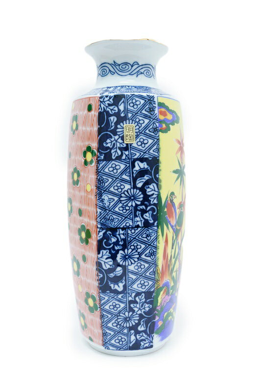 明陶　花瓶　花びん　【中古】　高さ約30cm　幅約11cm 高さ　約30cm　幅　約11cm 中古Aランク こちらは質屋が出品している商品です店頭買取品中古のお品物でございます中古の為傷汚れがございます鑑定済の本物の商品です自店舗でもこちら...