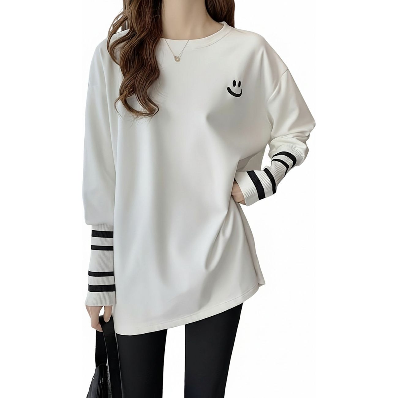 　　　 ◆◇◆売れている秘密◆◇◆ [M] バスト:104 着丈:67 / [L] バスト:108 着丈:68 / [XL] バスト:112 着丈:69 / [2XL] バスト:116 着丈:70 【洗練された遊び心のあるデザイン】胸元に施...