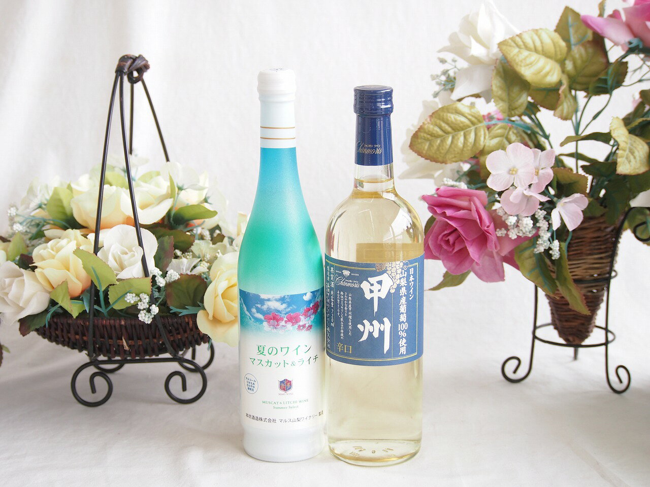 本坊酒造の「マルス山梨ワイナリー」が手がける、夏季限定のとても爽やかな**微発泡白ワイン**です。 夏の青空やエメラルドグリーンの海をイメージしたスタイリッシュなボトルに入っており、見た目からも涼しさを感じられる人気の一本です。具体的な特徴...
