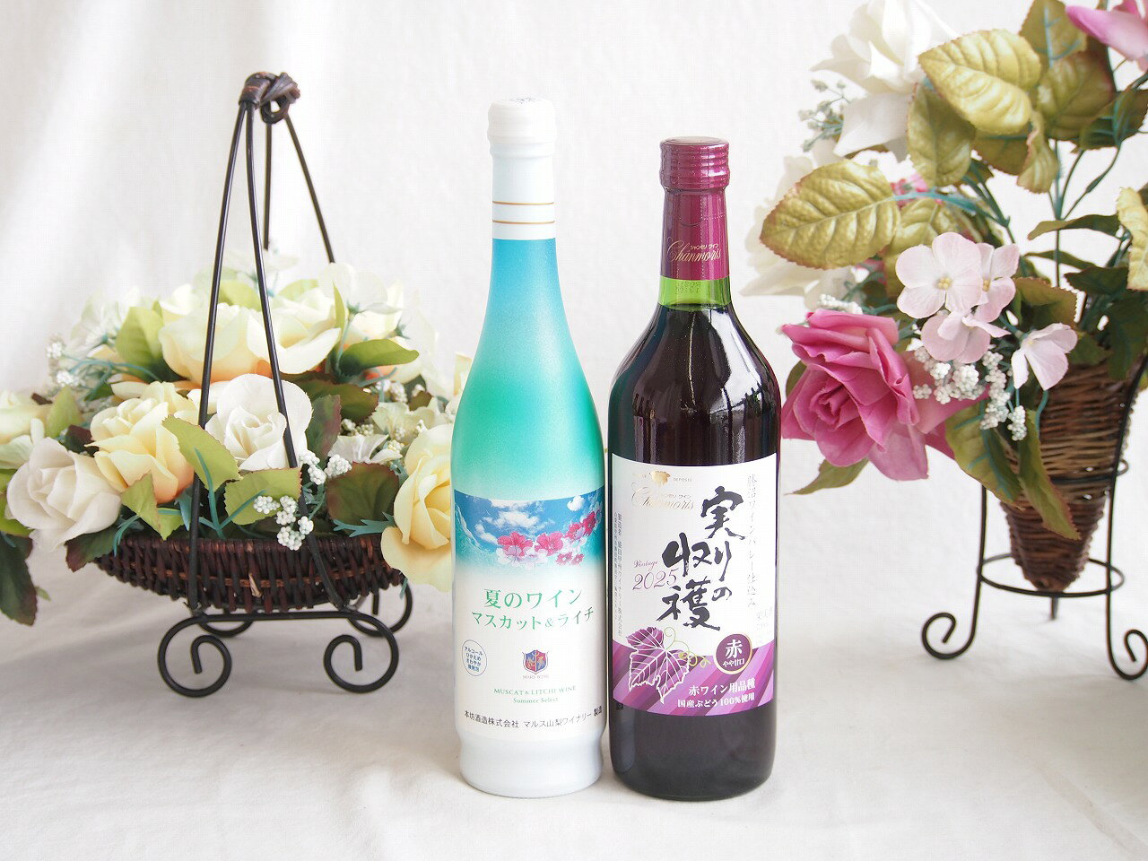 本坊酒造の「マルス山梨ワイナリー」が手がける、夏季限定のとても爽やかな**微発泡白ワイン**です。 夏の青空やエメラルドグリーンの海をイメージしたスタイリッシュなボトルに入っており、見た目からも涼しさを感じられる人気の一本です。具体的な特徴...