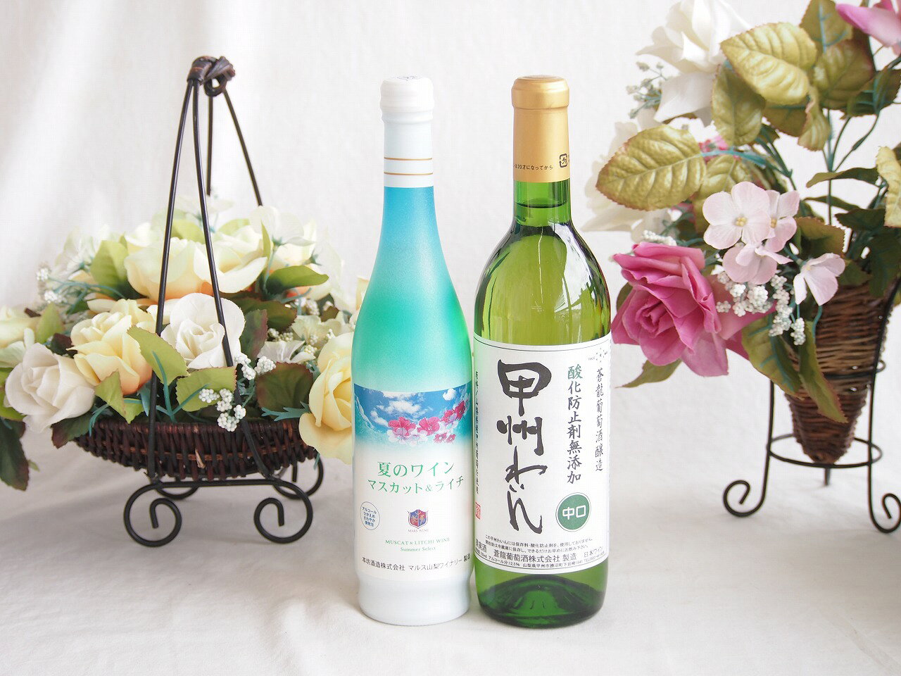 本坊酒造の「マルス山梨ワイナリー」が手がける、夏季限定のとても爽やかな**微発泡白ワイン**です。 夏の青空やエメラルドグリーンの海をイメージしたスタイリッシュなボトルに入っており、見た目からも涼しさを感じられる人気の一本です。具体的な特徴...