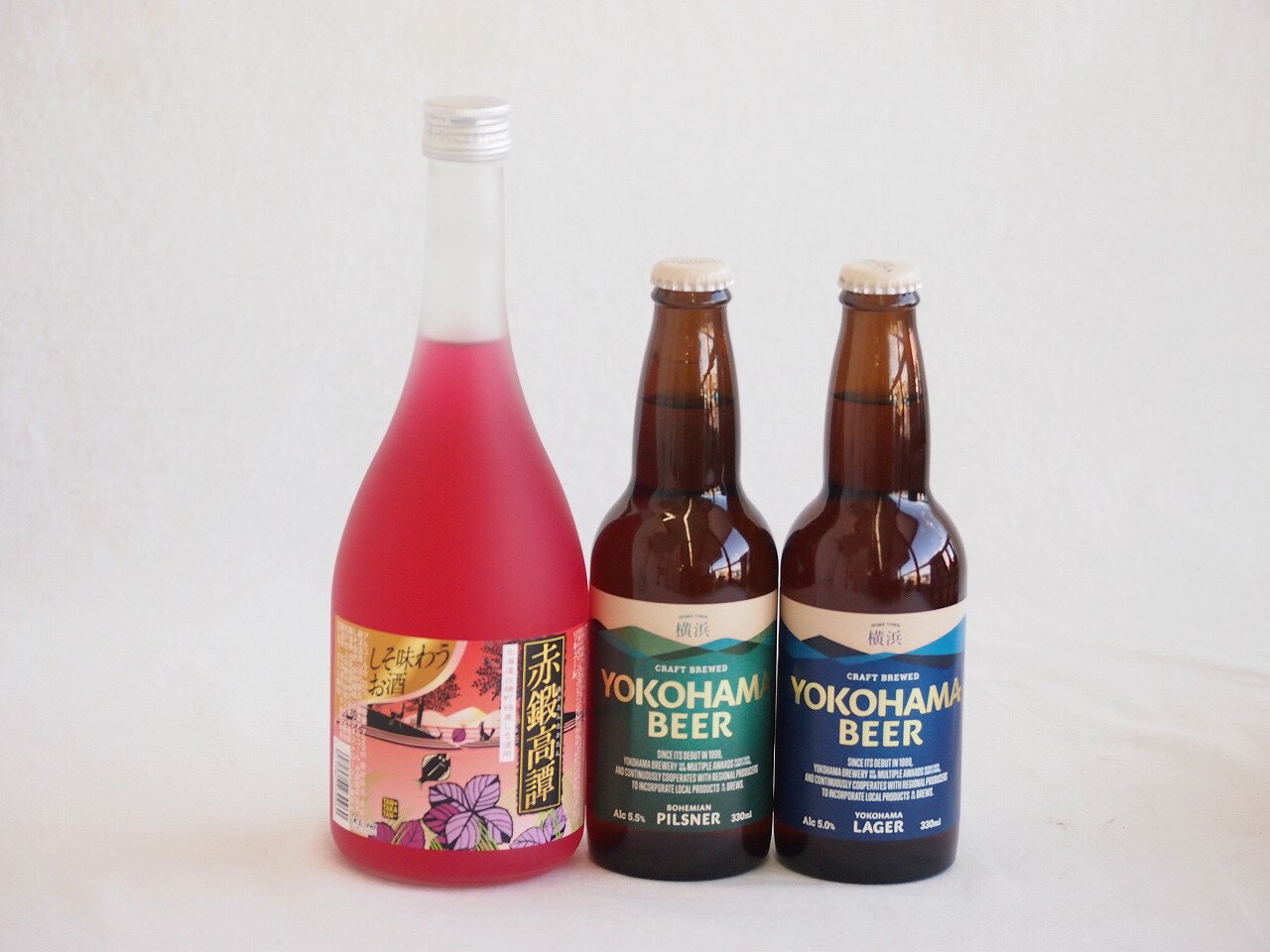 赤鍛高譚（あかたんたかたん）は、しそ焼酎「鍛高譚」シリーズの中でもしその香りを極限まで引き出した、赤しそ特化型の焼酎です???? 通常の鍛高譚よりもしそ使用量が5倍以上という、しそ好きにはたまらない一本！?? 特徴まとめベース：しそ焼酎（甲...