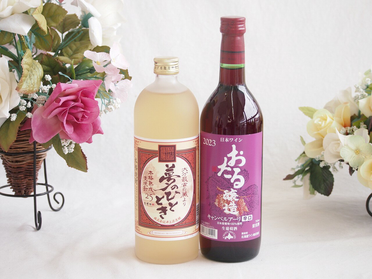 夢のひととき 熟成麦焼酎この熟成した麦焼酎は、何とも言えないまろやかな喉ごしに、淡い余韻があり和製ウイスキーと呼ぶに相応しい逸品です。奥行きのある味わいと麦由来の香りが楽しめるホント風味ある麦焼酎です。見事なバランス！製造元 井上酒造　　産...