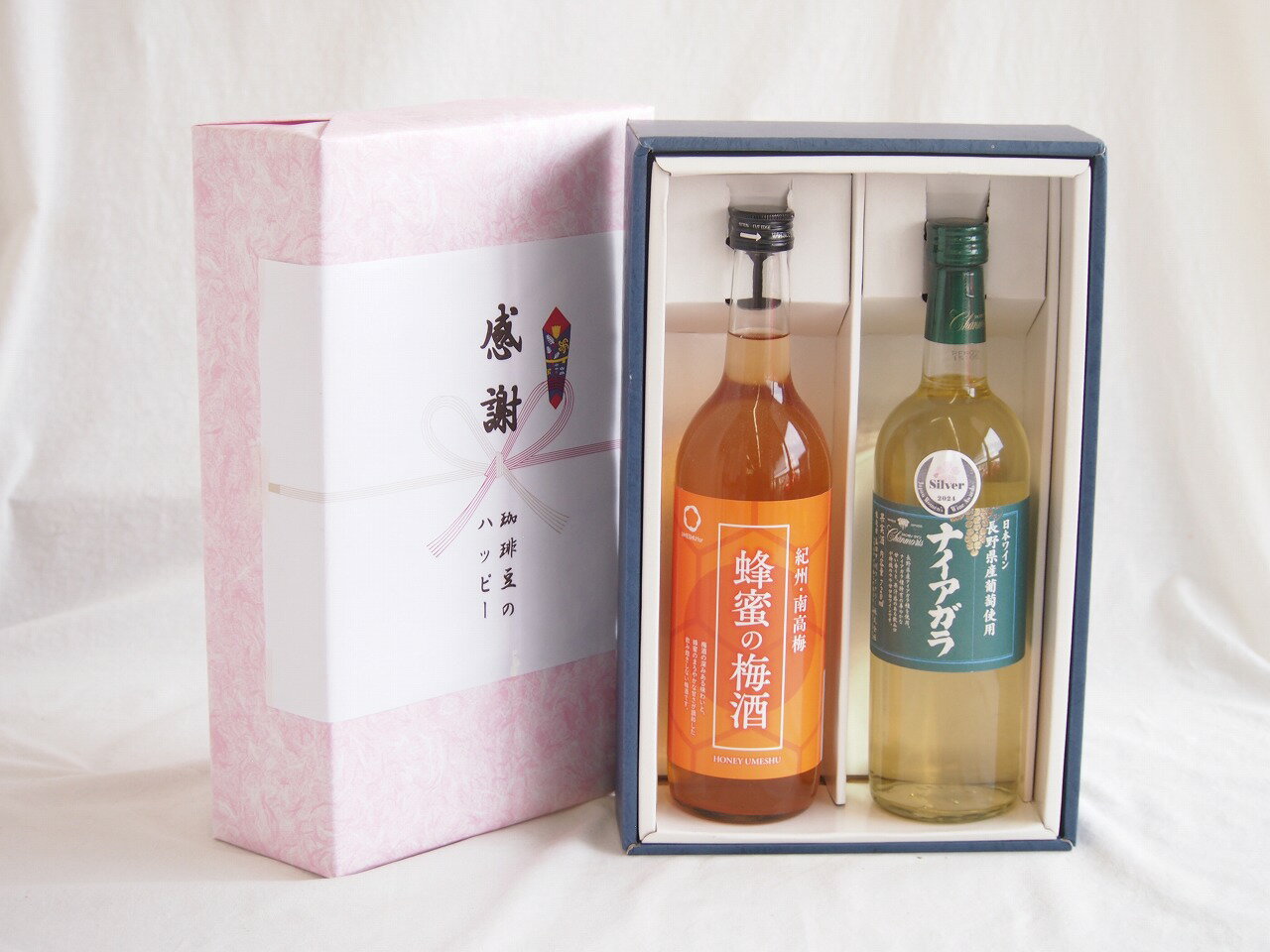 中野BCの蜂蜜梅酒は、和歌山産南高梅と国産蜂蜜が織りなす、まろやかで優しい味わいが特徴の梅酒です。アルコール度数は12度で、飲みやすく、老若男女に愛されているロングセラー商品ですよ。その調和の取れた甘みと酸味が魅力で、食前酒としても、ゆった...