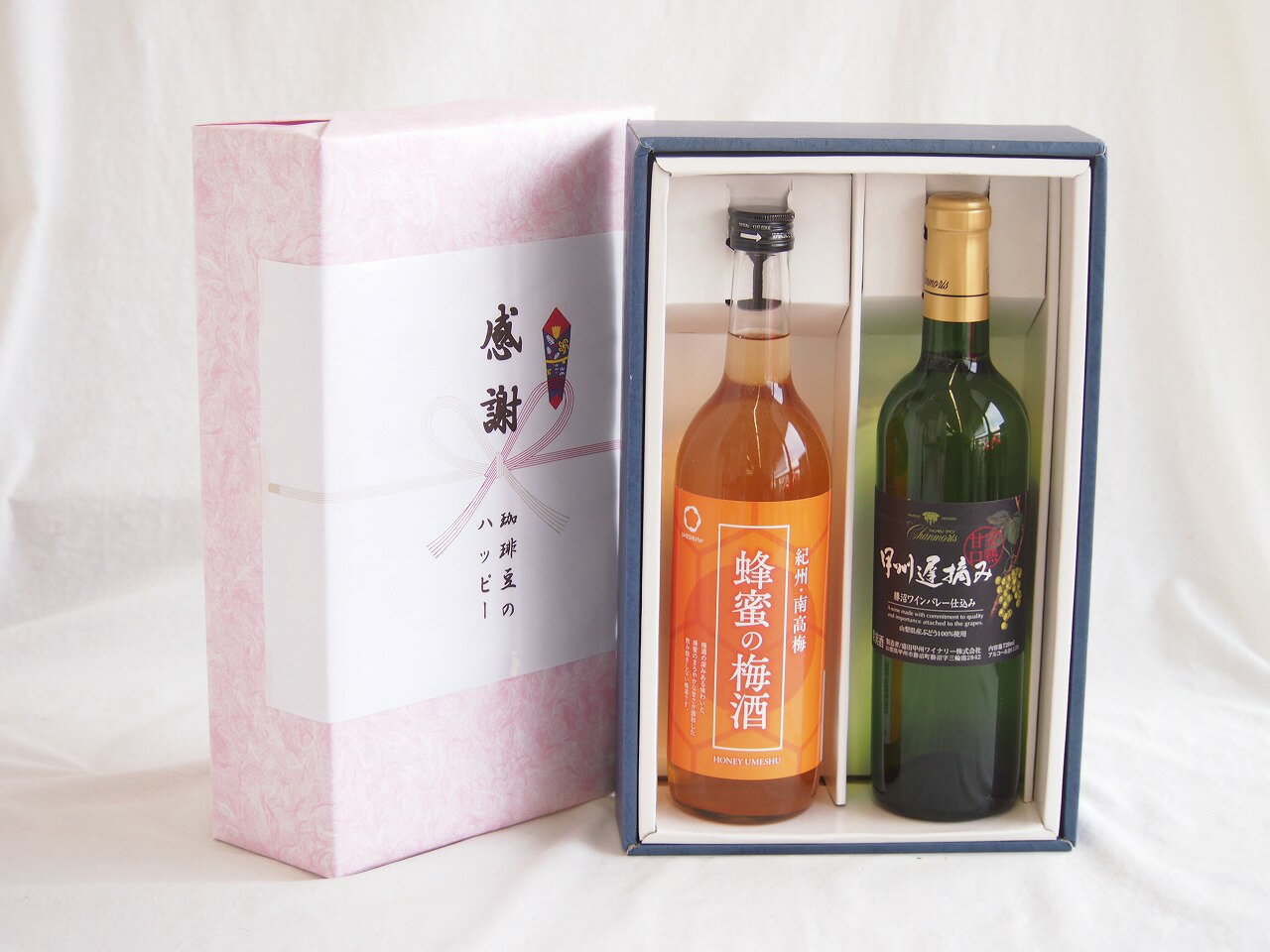 中野BCの蜂蜜梅酒は、和歌山産南高梅と国産蜂蜜が織りなす、まろやかで優しい味わいが特徴の梅酒です。アルコール度数は12度で、飲みやすく、老若男女に愛されているロングセラー商品ですよ。その調和の取れた甘みと酸味が魅力で、食前酒としても、ゆった...