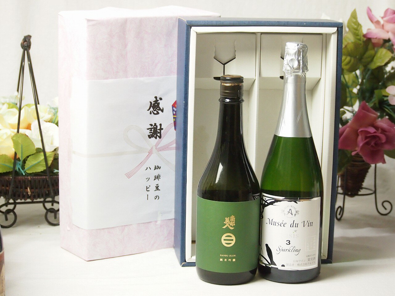 贈り物ギフトセット用として賜らせて頂きます。 熨斗賜ります。（熨斗表書き例：お中元、お歳暮、内祝いなど 　　 お名前例：贈り物本舗じざけや） ギフトカードメッセージ賜ります。 「南部美人 純米吟醸」は、岩手県二戸市にある「株式会社南部美人」...