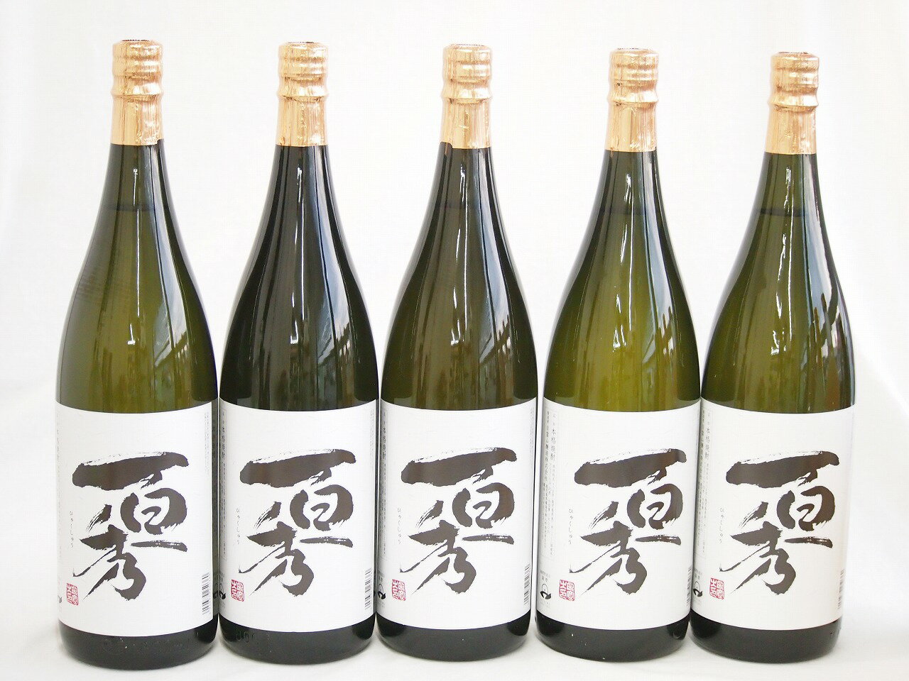 「百秀（ひゃくしゅう）」は、鹿児島県霧島市の老舗蔵元**日當山醸造株式会社**が手がける**本格芋焼酎。霧島の清麗な湧水と厳選されたさつま芋で仕込んだ、日當山醸造の本格芋焼酎。ほのかな芋の香りとまろやかな味わいが、食事に寄り添う一杯です。味...