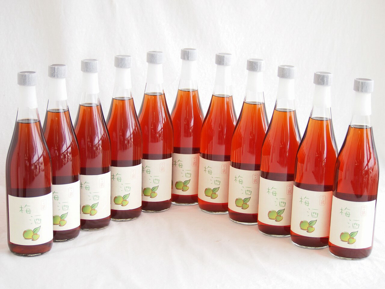 「文蔵の梅酒 熟成梅酒 18度 (熊本) 720ml」は、熊本県の木下醸造所が製造する本格梅酒です。米焼酎「文蔵」に梅と氷砂糖を漬け込み、約1年間熟成させたものです。アルコール度数は18度で、しっかりとしたコクと深い味わいが特徴です。この梅...