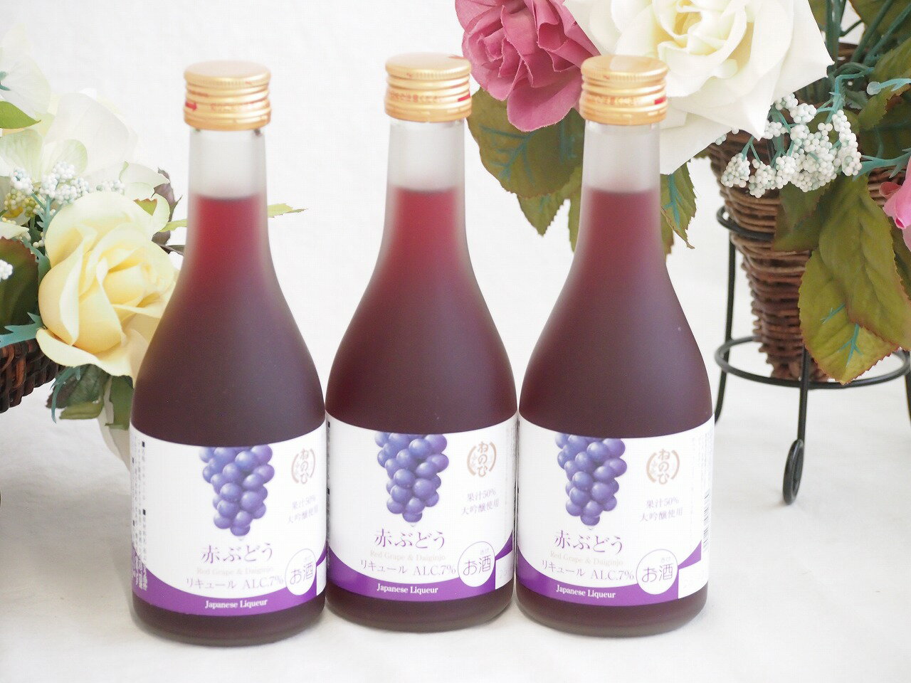 贅沢な素材の組み合わせ 大吟醸を使用 一般的な果実酒は、醸造アルコールや普通酒をベースにすることが多いですが、このお酒は雑味が少なく香りが華やかな「大吟醸」を贅沢に使用しています。これにより、お酒としての格調高さとキレの良さが生まれています...