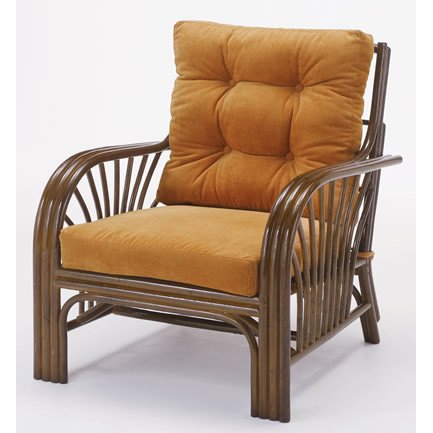 クオリティとデザインにこだわった、 アジアンスタイルの籐ソファです。 ハイクラスのなごみを感じさせてくれる 上品な張り地には、肌触りがとても良い 高級ファブリックを使用しています。 落ち着いたオレンジカラーのクッションは、 包み込まれるよう...