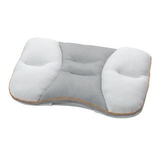 きっと見つかるあなたのまくら！ 自分で計測、自分で調節できるまくらです。 3か所調節ポケットがついています。 まくらの中央部分・ネックレール部位分は 通気性の良いメッシュ仕立て、 充填物取り出しファスナーは大きく取り出しやすい仕様。 ●オー...