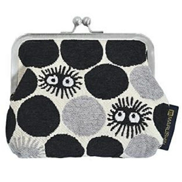 ★きっとお気に入りになる 素朴なトトロのユーモアあふれる雑貨シリーズ。 ●サイズ：約18×6×12cm ●材質：表地：ポリエステル85%・綿11% ・レーヨン4%、中生地：ポリエステル85%・綿15% ●生産：中国 ●JAN：4992272...