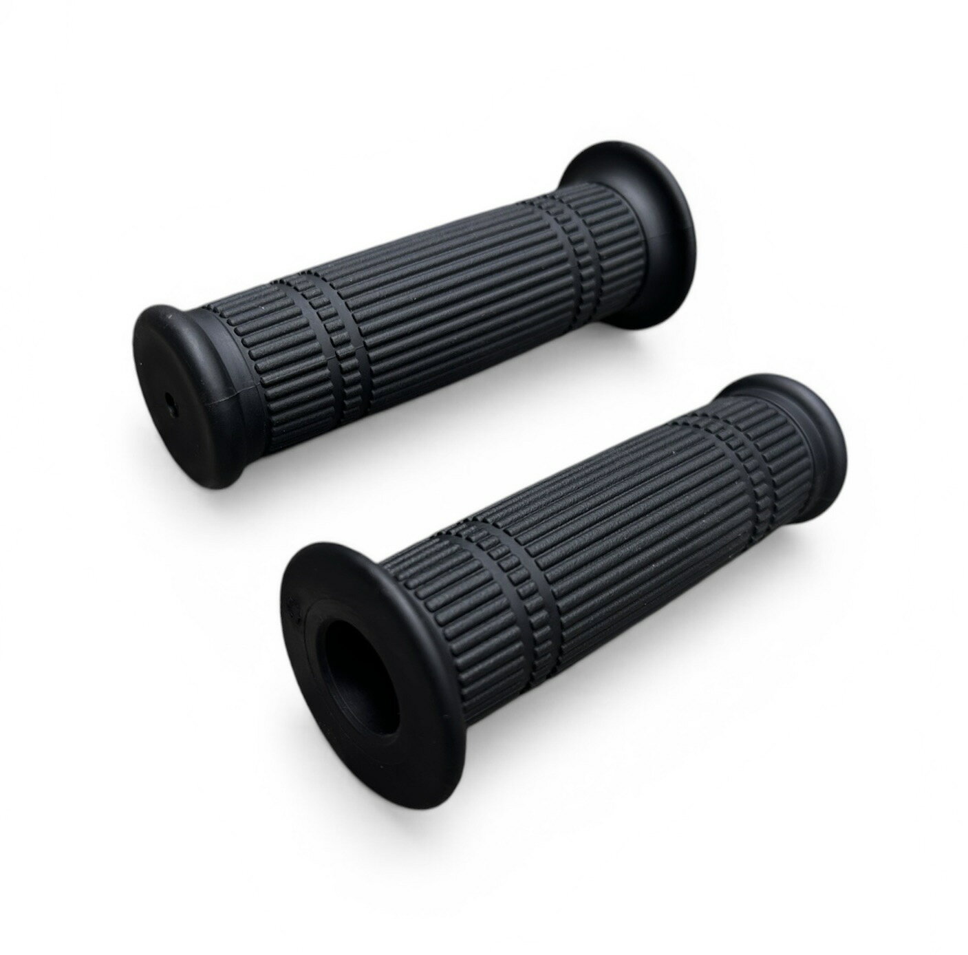 【予約販売商品】K-SPEED ハンドルグリップ 22mm ビンテージ ストライプ バイク カスタムパーツ 汎用 左右セット グリップ 交換 補修 カスタム タイ発人気ブランドK-SPEEDのビンテージストライプハンドルグリップ！バイクカス...