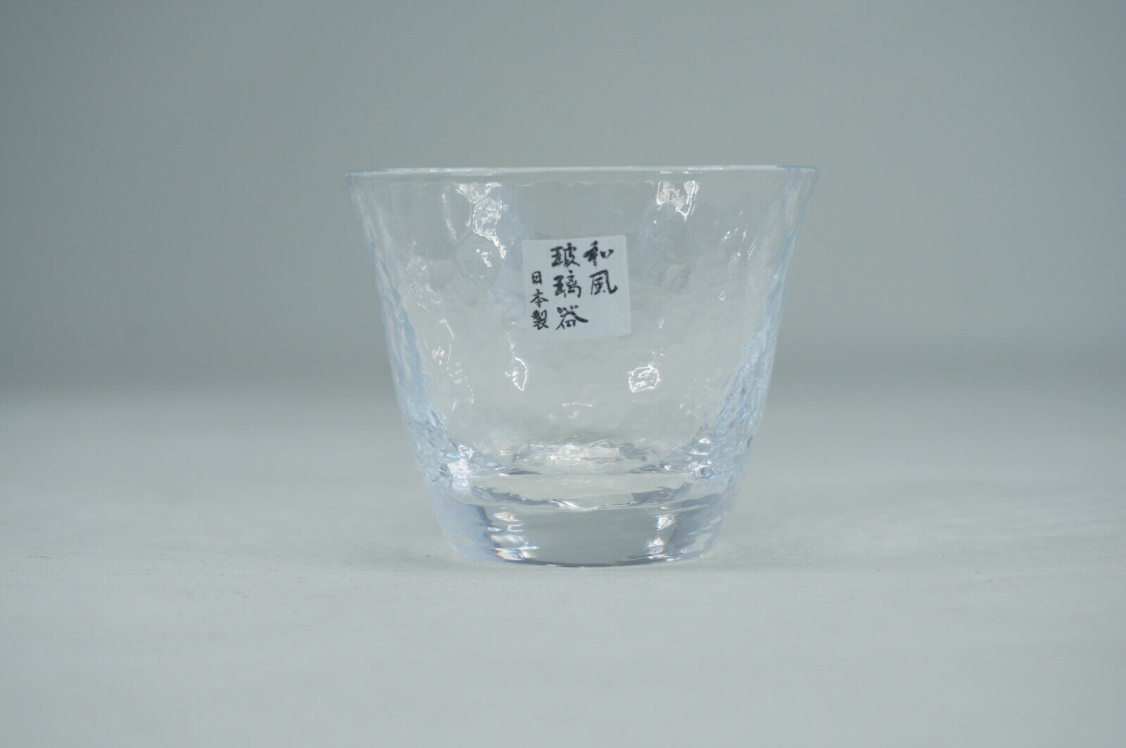 商品情報サイズφ6.5xH5.2cm　80ml材質セミレッドクリスタル商品説明実店舗でも販売しておりますので、在庫数の変動がございます。ご注文時に欠品や再入荷待ちとなる可能性がございます。事前に連絡頂けれは、正確な在庫数を連絡致します。業務...