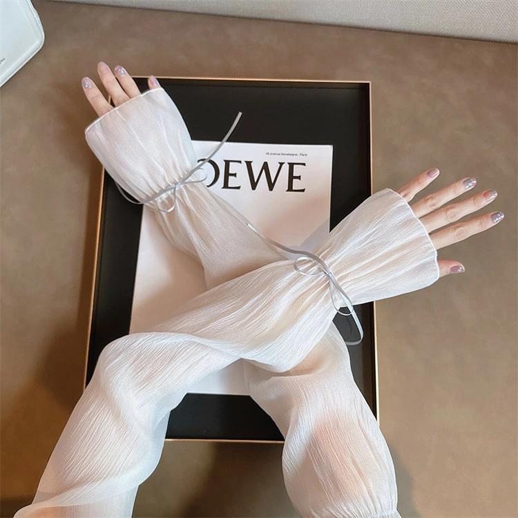 2組セット UVカット 大人可愛い アームウォーマー 2組セット アームカバー おしゃれ アームスリーブ 接触冷感 透け感 日焼け止め 腕カバー リボン付き UV 日焼け対策 紫外線対策 運転 自転車 冷感 シアー りぼん かわいい 母の日...