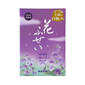 商品説明 ●日々のご供養に、白檀を基調に柔らかな花の香りを調合したやさしい香りをお楽しみください。 ●白檀の香りの「花ふぜい紫　煙少香」は、定番の黄の白檀の香りをそのままに、煙を極々少量に抑えたお線香。 ●煙の少ないタイプのお線香です。 ※...