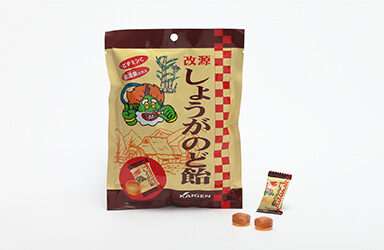 製品の特徴 ●「改源しょうがのど飴」は生姜の旨味と爽やかな風味をそのまま生かした、のどにやさしいのど飴です。 ●ビタミンCと羅漢果エキスを配合。 ●のどをいたわり、スッキリ気分にしてくれます。 ※パッケージデザイン等が予告なく変更される場合...