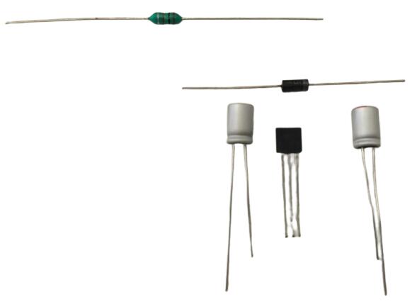 HT7750A　1個 コンデンサ　10V100μF　2個 ダイオード　1個 コイル　100μH　1個　（47~100μH）