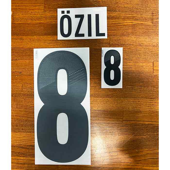 ※マークのみ※ 商品詳細ドイツ代表「エジル 8番」ホームマーキングセット内容ネーム：?zil背番号：8転写条件に付いて1.転写条件　温度：150℃ 時間：12〜15秒 圧力：800g/cm2ホットリリース…転写シートは熱いうちにはがしてくだ...