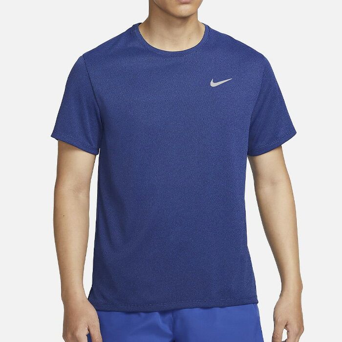 商品詳細厳しいランに対応できるシャツで、走り続けよう。 速乾性に優れたマイラー トップが、長めのシルエットと超軽量素材で復活。軽さを保ちながら、カバー範囲を拡大。 涼しく通気性に優れ、ゆったりとした気楽なフィット感で、スピードを落とさずに走...