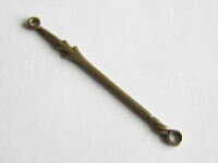 販売単位 : 4個入りサイズ : 26×1mm金古美