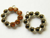 販売単位 : 4個入りサイズ : 14mm空枠　金古美見本はストーンサイズPP24爪無し