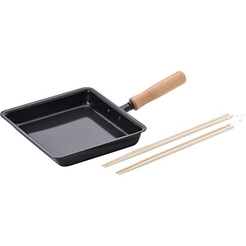 鉄/-/CS-039・パッケージ個数:1・セット内容:玉子焼18×18cm・菜ばし(2膳) 各1・【玉子焼18×18cm】本体:鉄、サイズ:約34.7×20×6.8cm、生産国:日本・【菜ばし】材質:竹、サイズ:約φ0.6×27cm、約φ6...