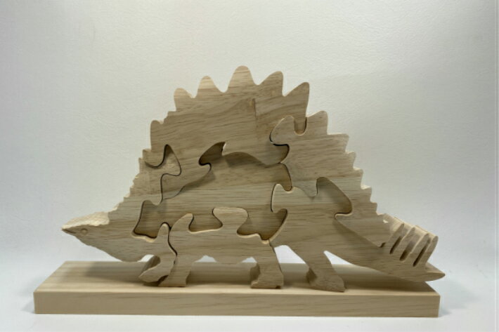 おもちゃの素材木（集成材）注意木製のおもちゃです。一つ一つ木目、色が写真と異なります。ご了承ください。