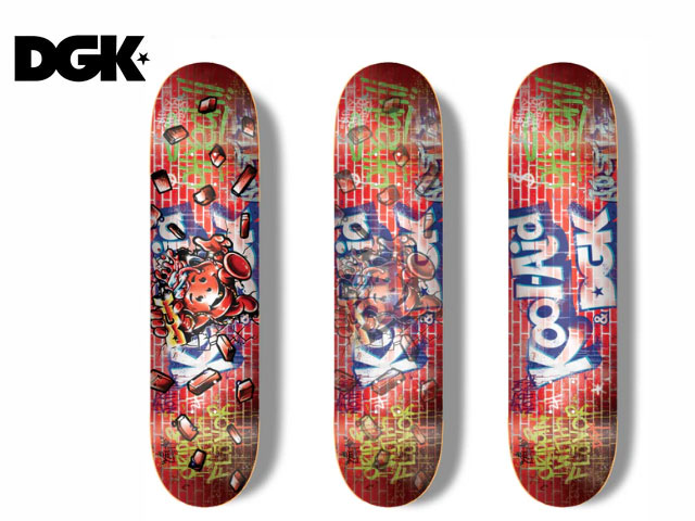 角度でグラフィックが変わるレンチキュラーデッキ2002年、フィラデルフィア出身の STEVIE WILLIAMS（スティービー・ウィリアムス）によって立ち上げられたデッキブランド、DGK SKATEBOARDS（ディージーケー スケートボー...