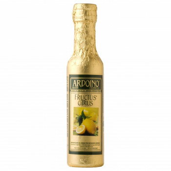 イタリア産レモンを1ヶ月間エキストラヴァージンオリーブオイル「フルクトゥス」に漬け込みました。※北海道・沖縄・離島は別途送料を頂きます。ご了承ください。※商品のデザインや仕様等は予告なく変更される場合がございます。内容量229gサイズ個装サ...