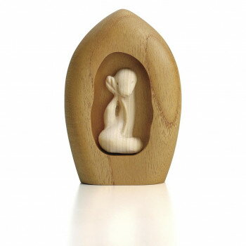 手のひらにころんと収まる、可愛らしいかたちのおまもりです。大切な人への贈りものにぴったりです。専用の袋が付属しています。【お手入れ方法と注意事項】※本製品は水分や熱を嫌います。温度・湿度の高いところや、直射日光の当たるところはお避けください...