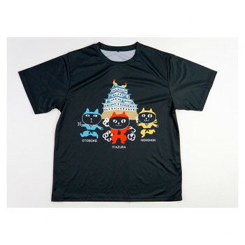 忍者の格好をしたねこがプリントされたTシャツです。ユニークなデザインが魅力的です。サイズ個装サイズ：33.5×26×3cm重量個装重量：210g素材・材質ポリエステル100%仕様バスト:104-112cm身長:175-185cm生産国中国f...
